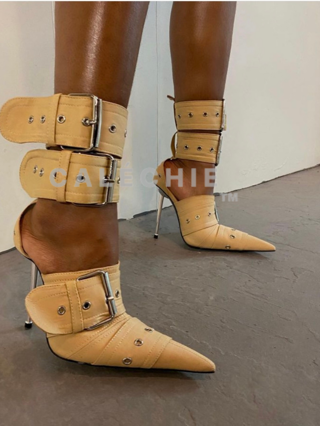 THE KYRE COLLECTION – CALECHIE